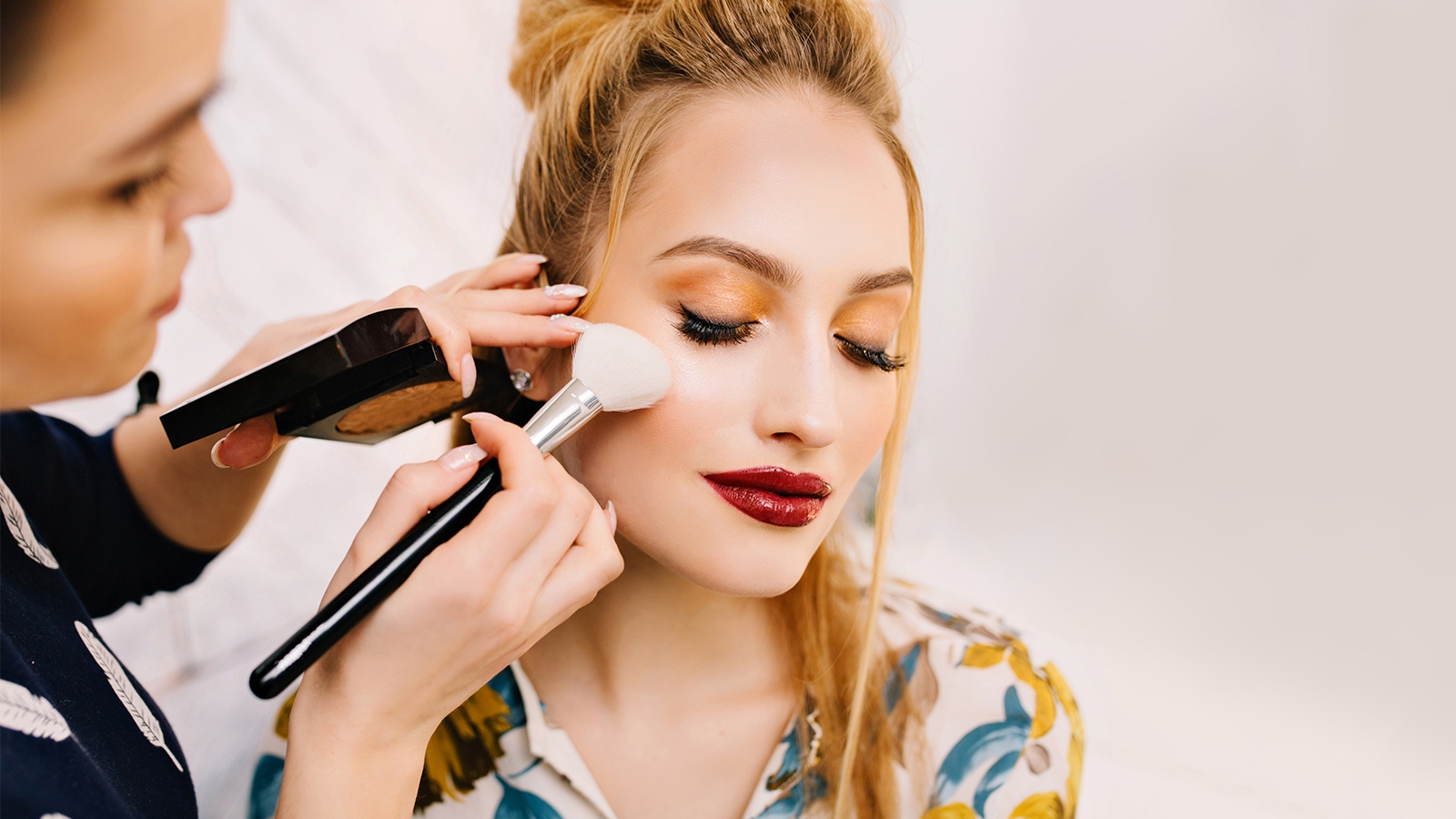 Tips για ένα σωστό μακιγιάζ - Icon Beauty Salon